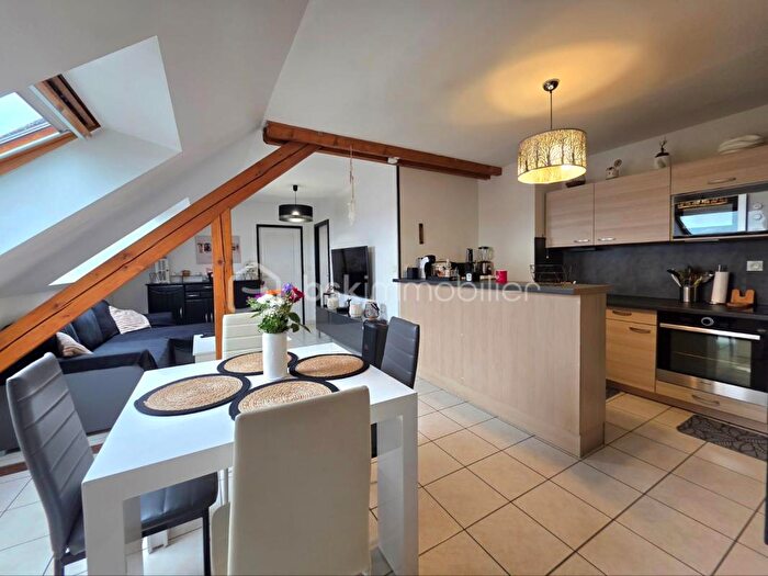 Appartement à vendre - Sarralbe - 3 pièces - 2 chambres