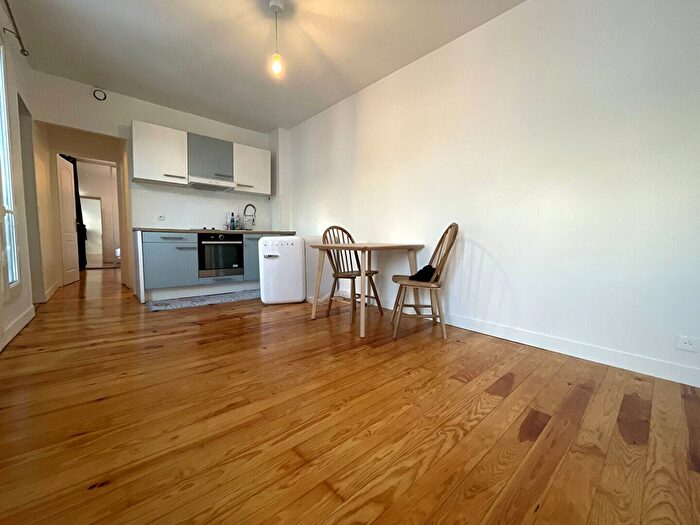 Appartement à louer - La Chapelle-Marx Dormoy, Paris ème arrondissement - 2 pièces - 1 chambre