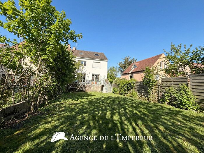 Maison à vendre - Rueil-Malmaison, Buzenval - 6 pièces - 5 chambres