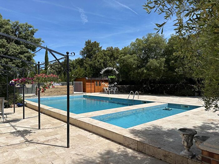 Maison à vendre - Flassans-sur-Issole - 9 pièces - 6 chambres