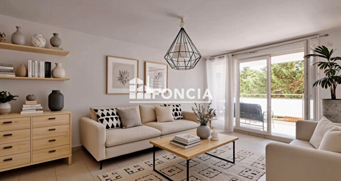 Appartement à vendre - Cavalaire-sur-Mer, Centre-ville - 3 pièces - 2 chambres