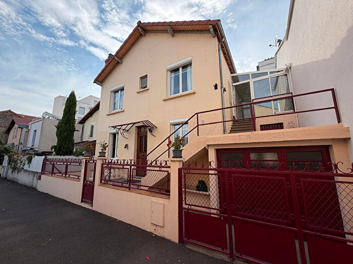 Maison 5 pièces à Clermont-Ferrand, Herbet, Brezet, Saint-Jean, à vendre