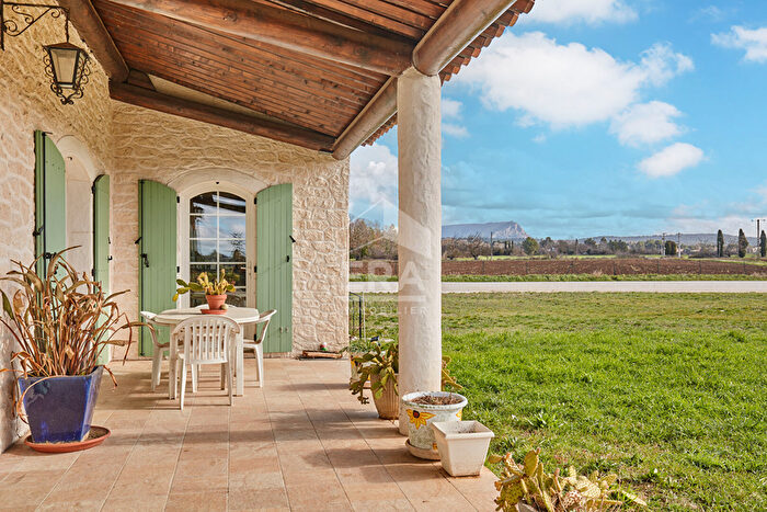 Maison à vendre - Aix-en-Provence, Puyricard, Célony - 5 pièces - 4 chambres