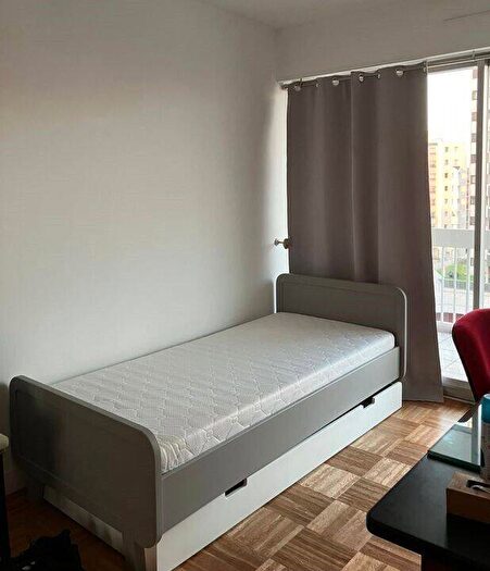 Hôtel de Ville, Créteil : Appartement 1 pièce à louer