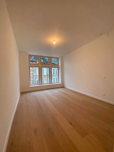 Appartement à vendre - Beaune, Centre-ville - 6 pièces