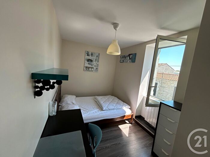 La Rochelle, Les Minimes : Appartement 1 pièce à louer