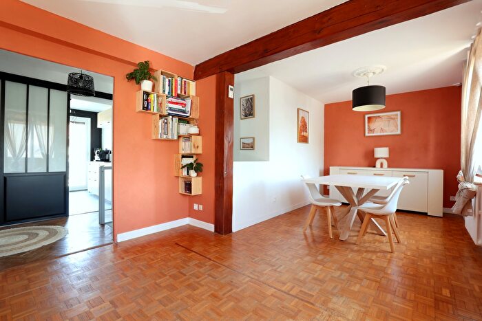 Maison 6 pièces à Saint-Martin-sur-le-Pré, à vendre
