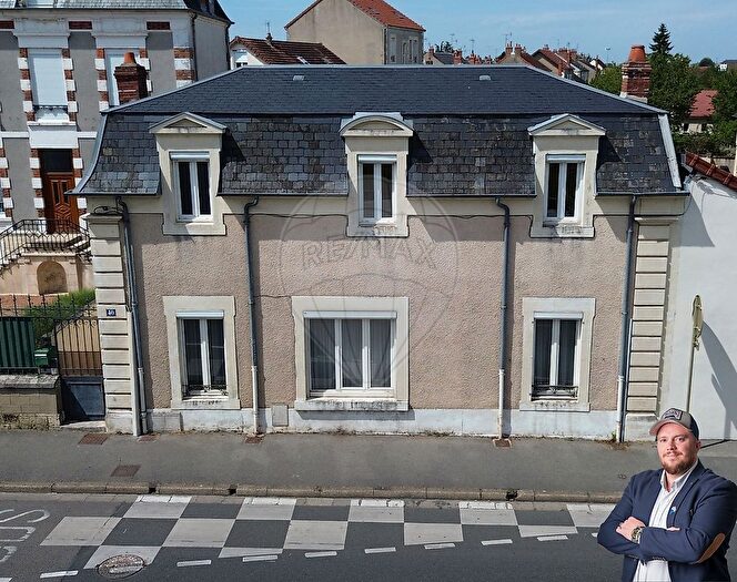 Maison 5 pièces à Nevers, Cathédrale, Jonction, à vendre