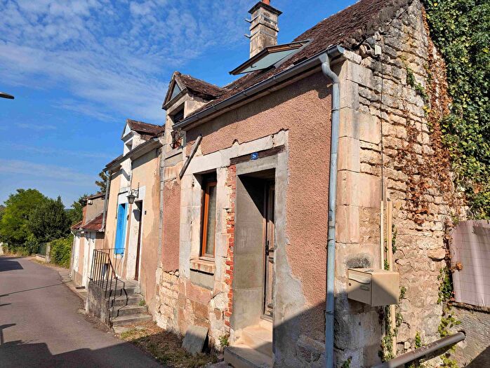 Courson-les-Carrières - Maison 4 pièces à vendre