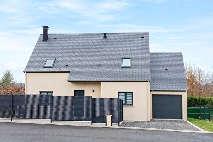 Maison à louer - Le Breuil-en-Auge - 5 pièces - 4 chambres