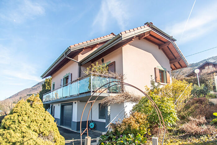 Maison à vendre - Lugrin - 6 pièces - 4 chambres