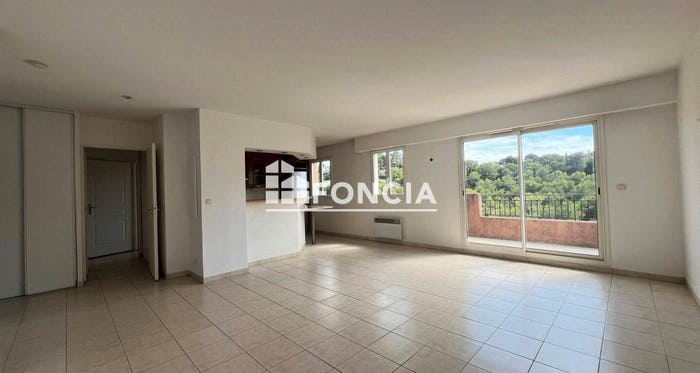 Appartement 3 pièces à louer à Mougins