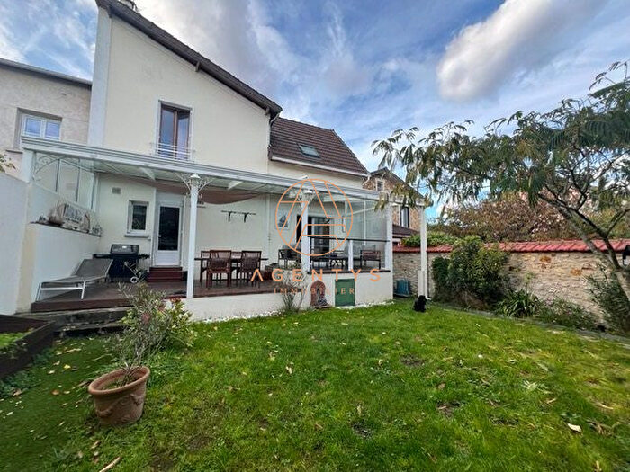 Maison à vendre - Saint-Maur-des-Fossés - 6 pièces - 3 chambres