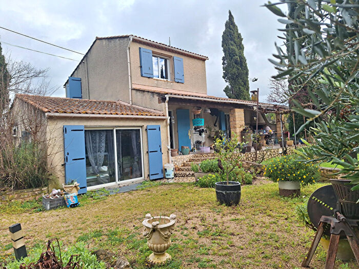 Maison à vendre - Roquemaure - 5 pièces - 4 chambres