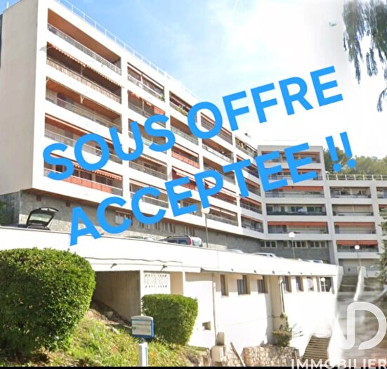 Appartement à vendre - La Trinité - 5 pièces - 4 chambres