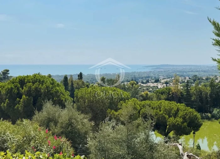 Appartement 3 pièces à vendre à Villeneuve-Loubet