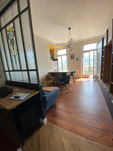 Appartement à vendre - Hyères, Centre-ville - 2 pièces - 1 chambre