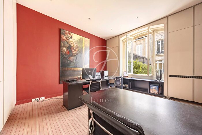 Appartement à vendre - Paris e , Saint-Philippe du Roule - 1 pièce