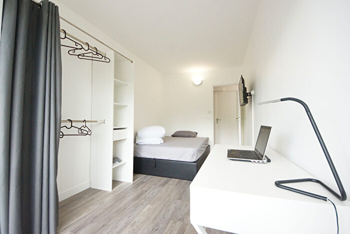 Appartement à louer - Évry, Aguado - 1 pièce - 1 chambre