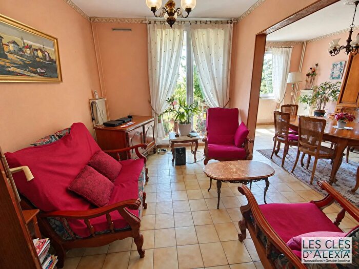Appartement 5 pièces à Vaulx-en-Velin, Mas Sud, à vendre