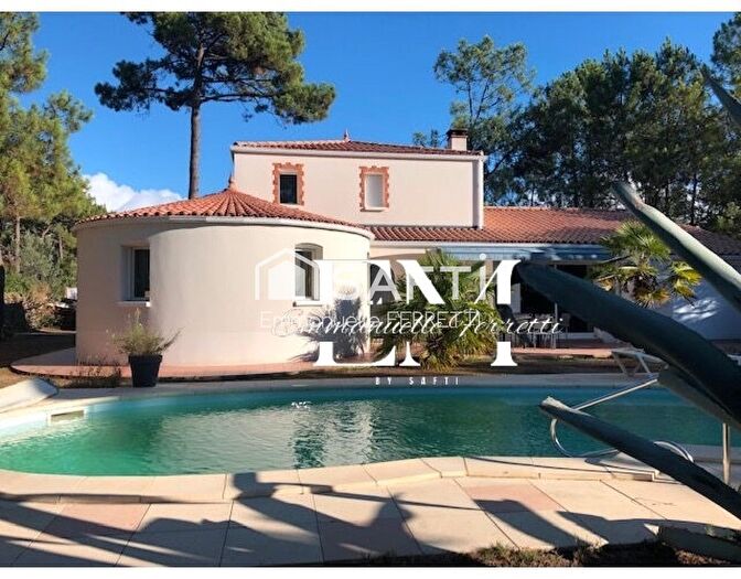 La Faute-sur-Mer : Maison 7 pièces à vendre