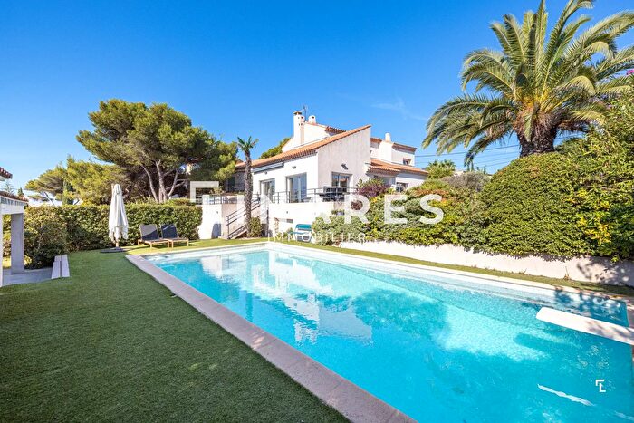 Maison 5 pièces à vendre à Carry-le-Rouet