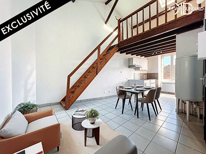 Appartement à vendre - Aubenas, Centre-ville - 3 pièces - 2 chambres