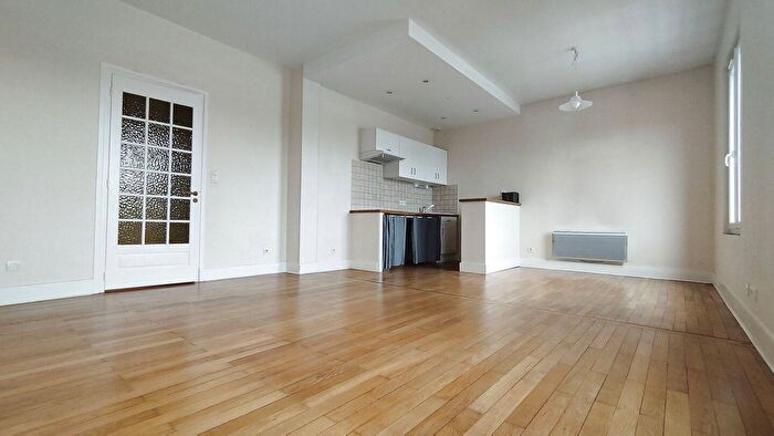 Appartement à louer - Grenoble - 2 pièces - 1 chambre