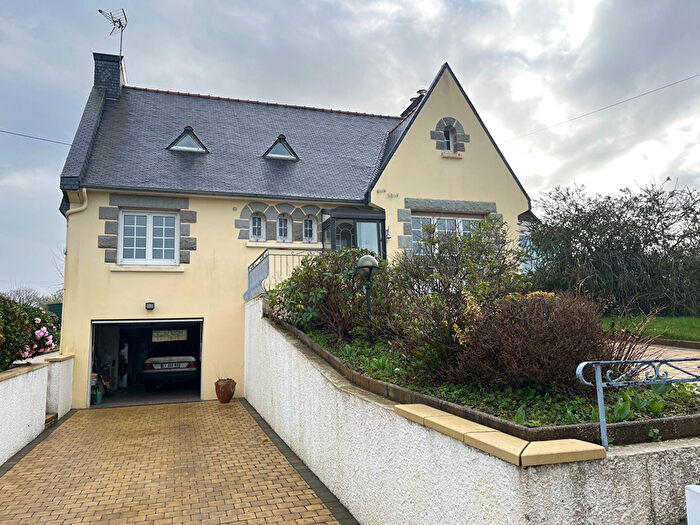 Ploubezre : Maison 5 pièces à vendre