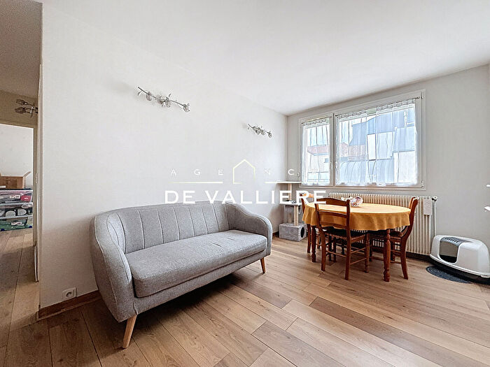 Appartement à vendre - Nanterre, Vieux Pont - 3 pièces - 2 chambres