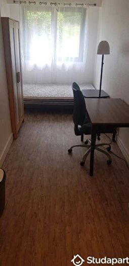 Appartement à louer - Est, Marly-le-Roi - 1 pièce