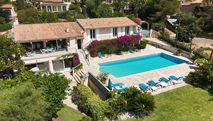 Maison 11 pièces à Fréjus, Saint-Aygulf, à vendre