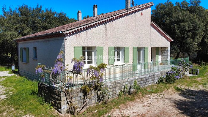 Pernes-les-Fontaines : Maison 6 pièces à vendre