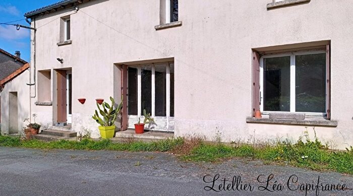 Maison à vendre - Neuvy-Bouin - 5 pièces - 4 chambres