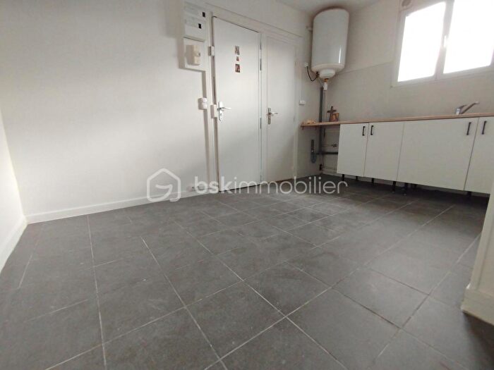 Appartement à vendre - Saint-Denis, La Plaine Saint-Denis - 2 pièces - 1 chambre