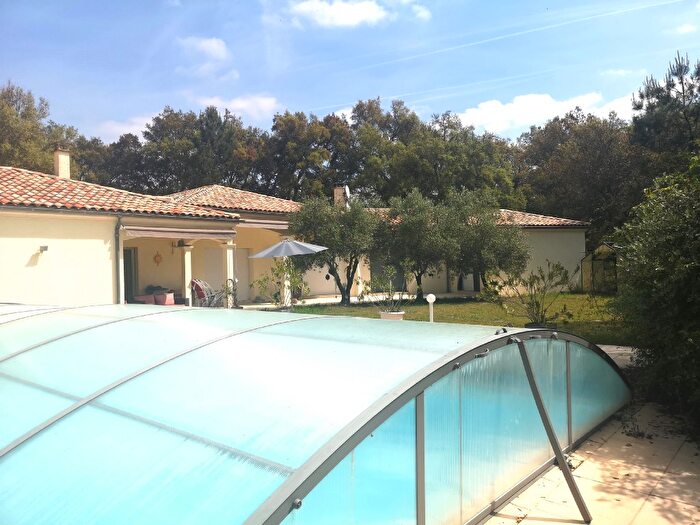 Maison à vendre - Fourques-sur-Garonne - 7 pièces - 5 chambres