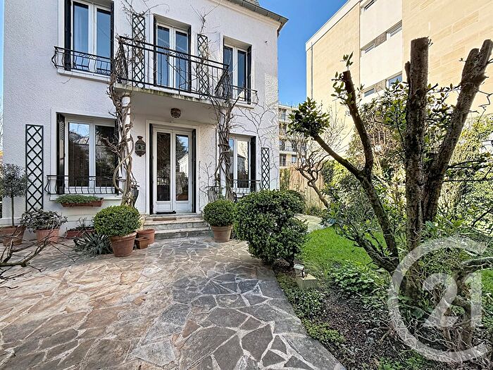 Maison à vendre - Saint-Maurice, Plateau - 6 pièces - 4 chambres