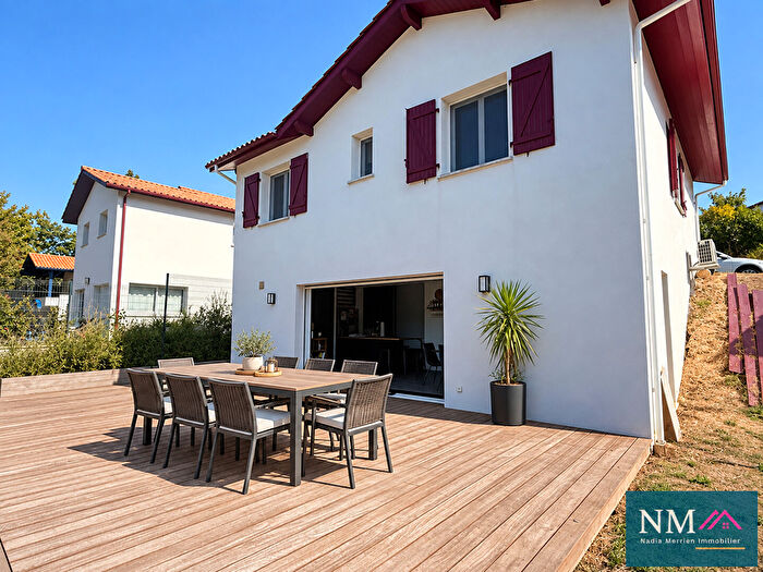 Maison 4 pièces à vendre à Urcuit