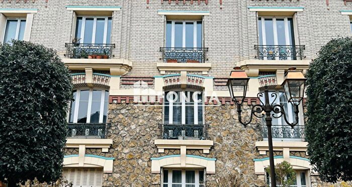 Residentiel-Barre d'Ormesson, Enghien-les-Bains : Appartement 3 pièces à louer