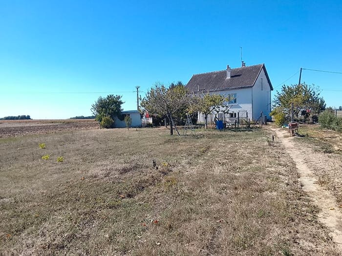 Azay-le-Ferron : Maison 4 pièces à vendre