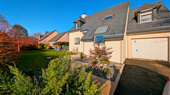 Maison à vendre - Pleumeleuc - 7 pièces - 5 chambres