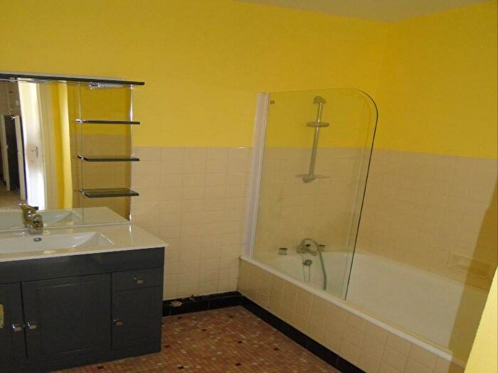 Appartement à louer - Bergougnan, Clermont-Ferrand - 1 pièce