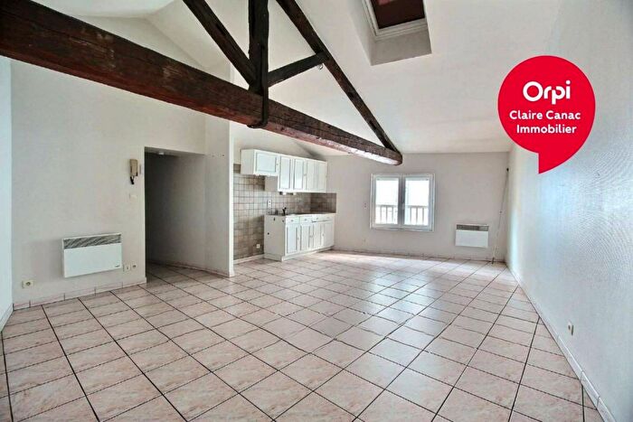 Appartement à louer - Centre Ville, Castres - 2 pièces - 1 chambre