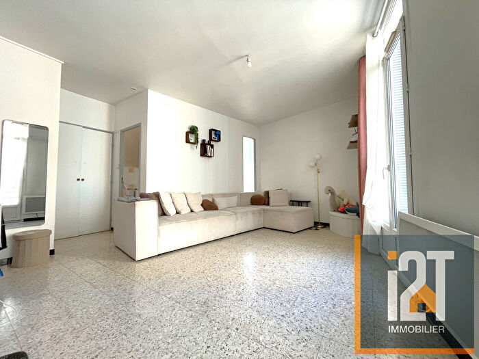 Appartement 2 pièces à vendre à Nîmes, Placette