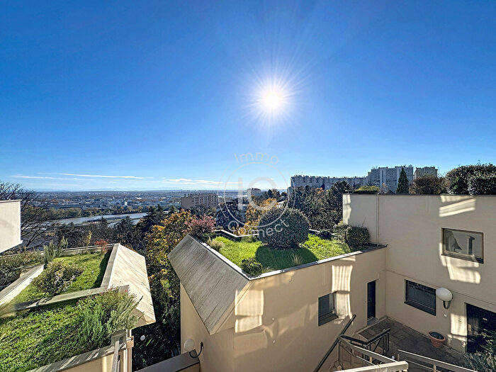 Appartement 2 pièces à vendre à Sainte-Foy-lès-Lyon, Centre-ville