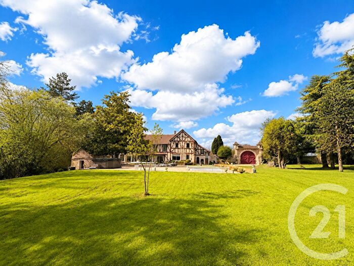 Maison 8 pièces à vendre à Nesles-la-Vallée