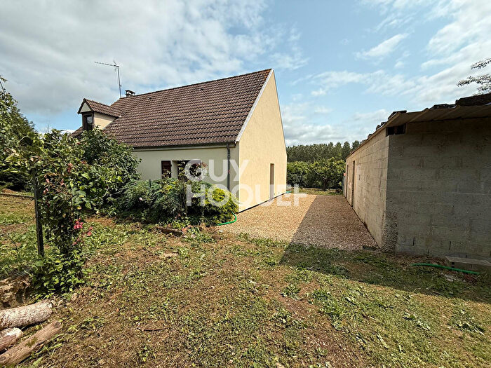 Maison à vendre - Marquéglise - 7 pièces - 6 chambres