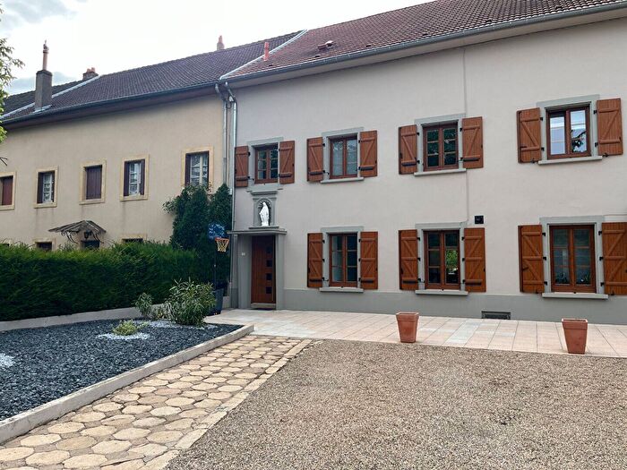 Maison à louer - Rettel - 6 pièces - 4 chambres