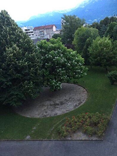 Appartement à louer - Championnet-Caserne de Bonne, Grenoble - 1 pièce