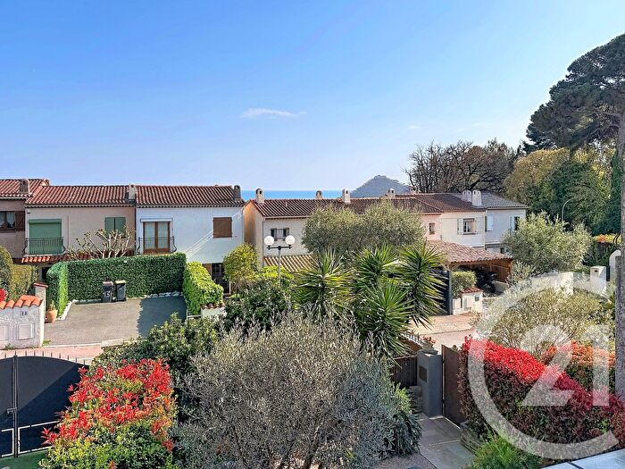 Maison à vendre - Villeneuve-Loubet, Plage - 5 pièces - 4 chambres
